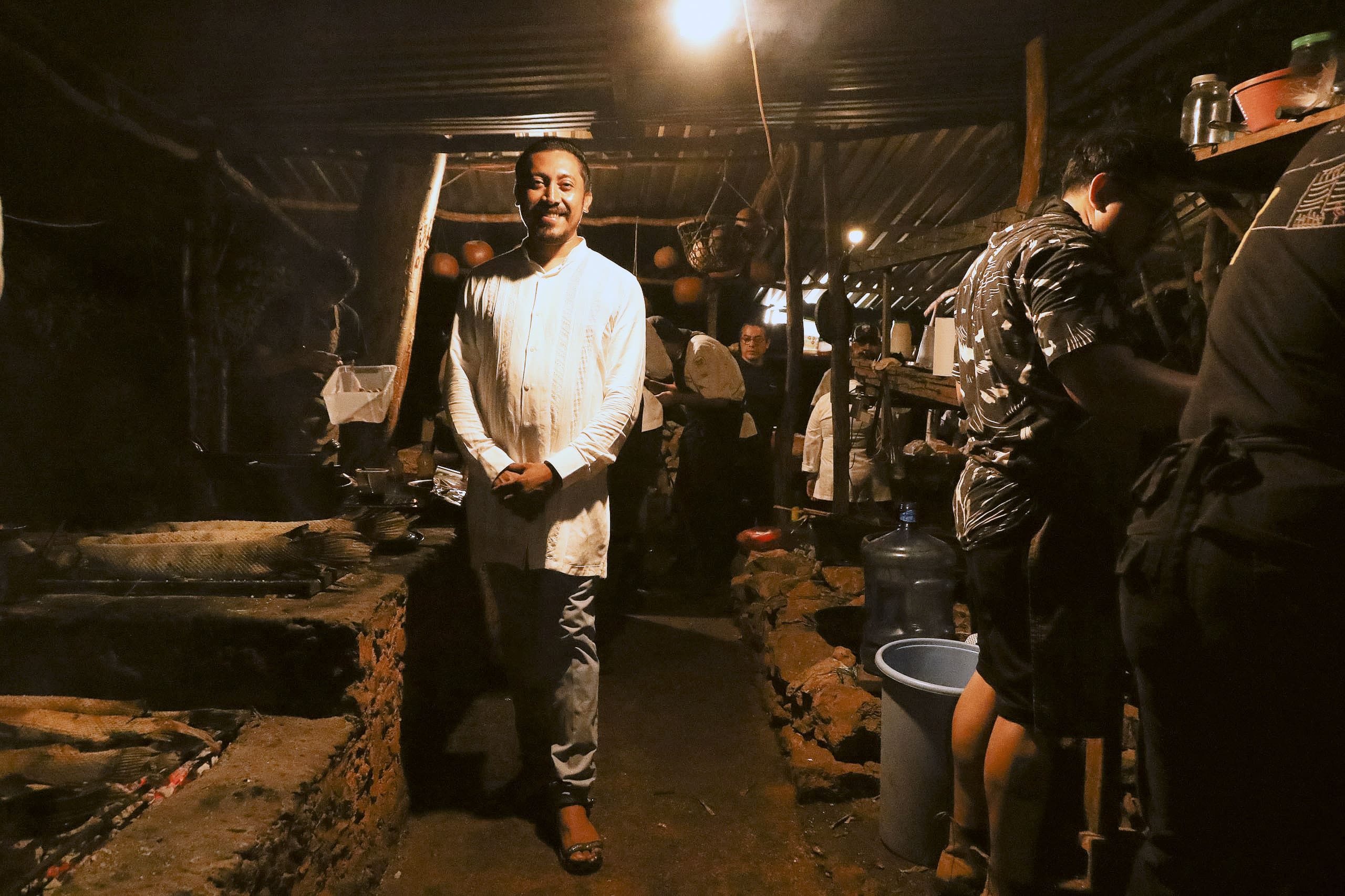 Cena 2do Aniversario Ya´axché. Ancestros: entre el origen y las raíces